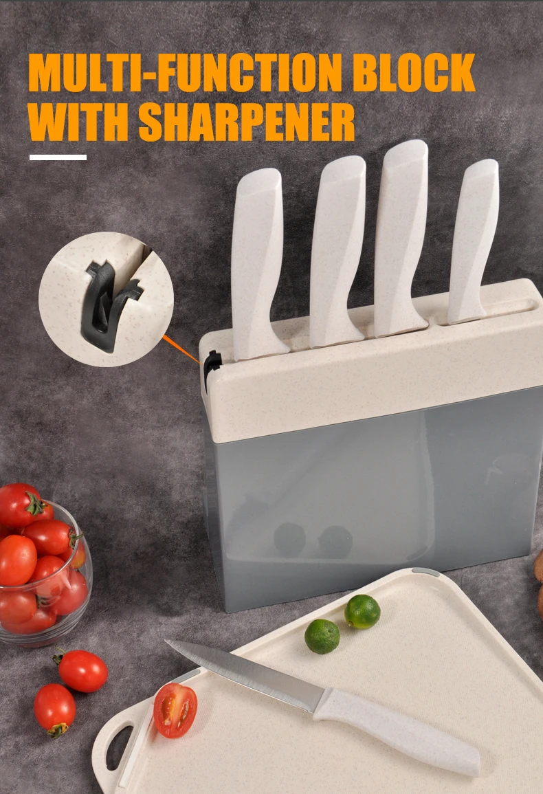 8 Piece Knives Block Set A Set Of Knife For The Kitchen Chef Knife Set ...