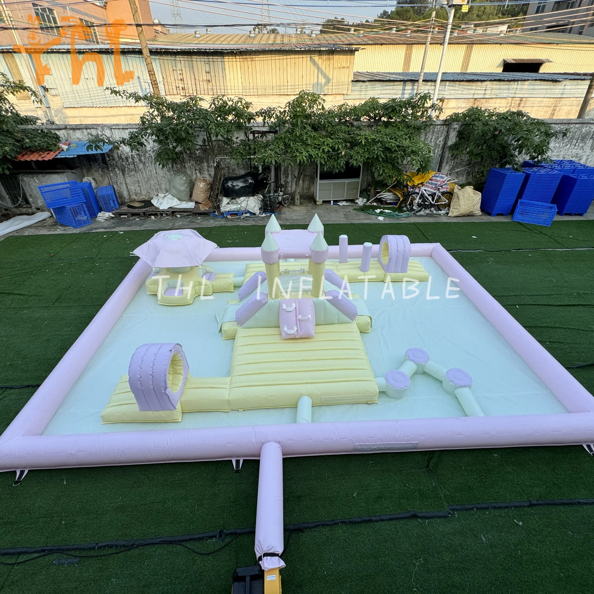 Outdoor Play Pvc White Obstacle Course Inflatable Pastel Bounce House ...