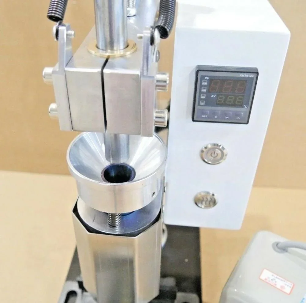 Manual Mechanical Small Plastic Injection Moulding Machine USB TYPE C ...