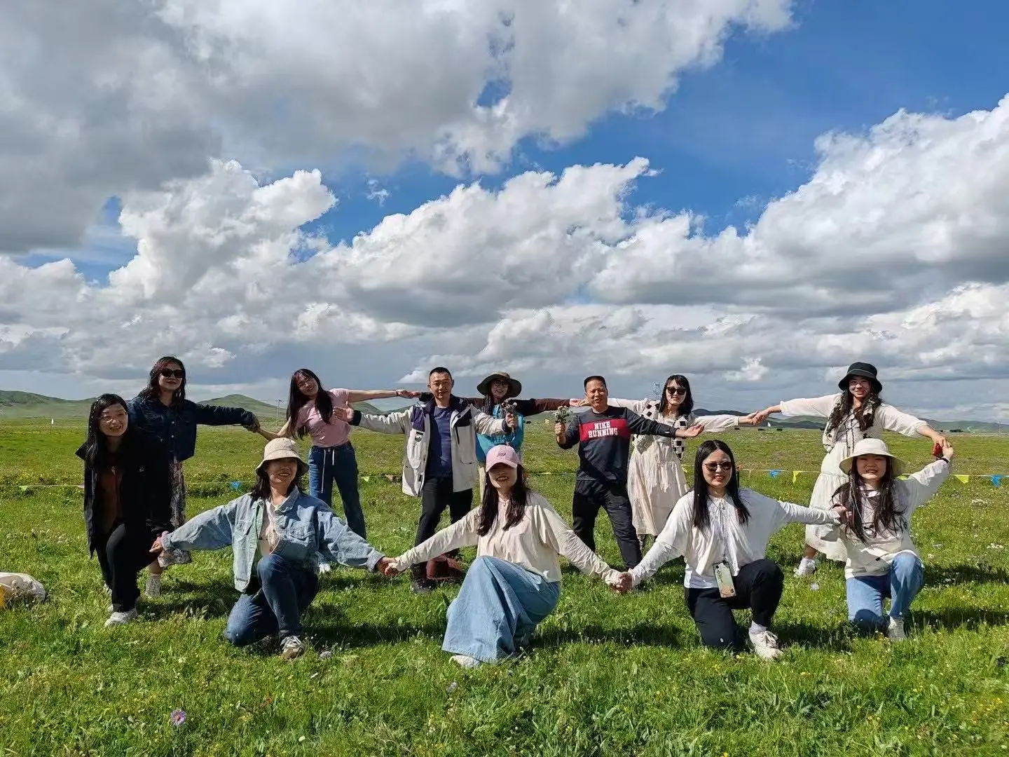 아트라스콥코 스크류 공기 압축기 부품 로터 Airend C146 1616714683 1616714693 Airend 공기 끝 ...