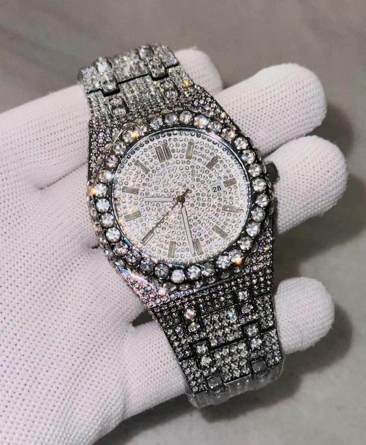 Alibaba.com: 2025 Hip Hop Brand Full Iced Diamond Jewelry Gold ...