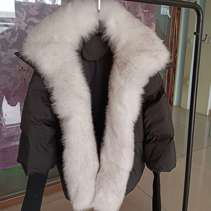 Wholesale Women’s Goose down Jackets with Fox Fur Collar