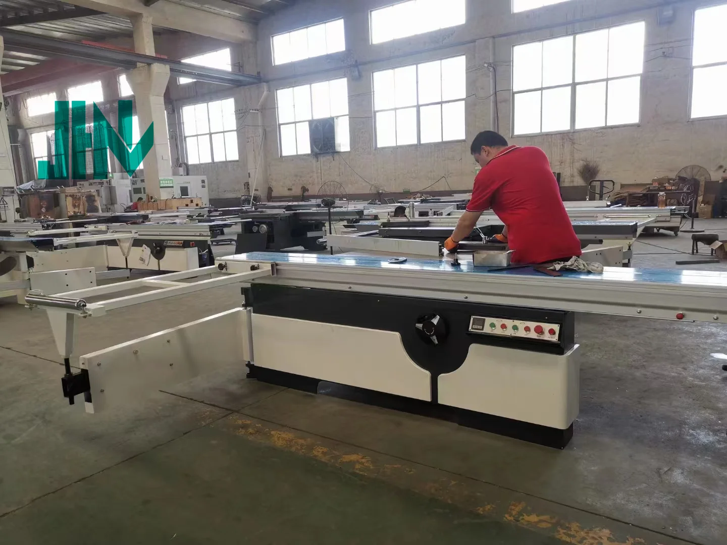 Sliding Table Saw And High Precision 90 Degree And 45 Degree Altitude ...