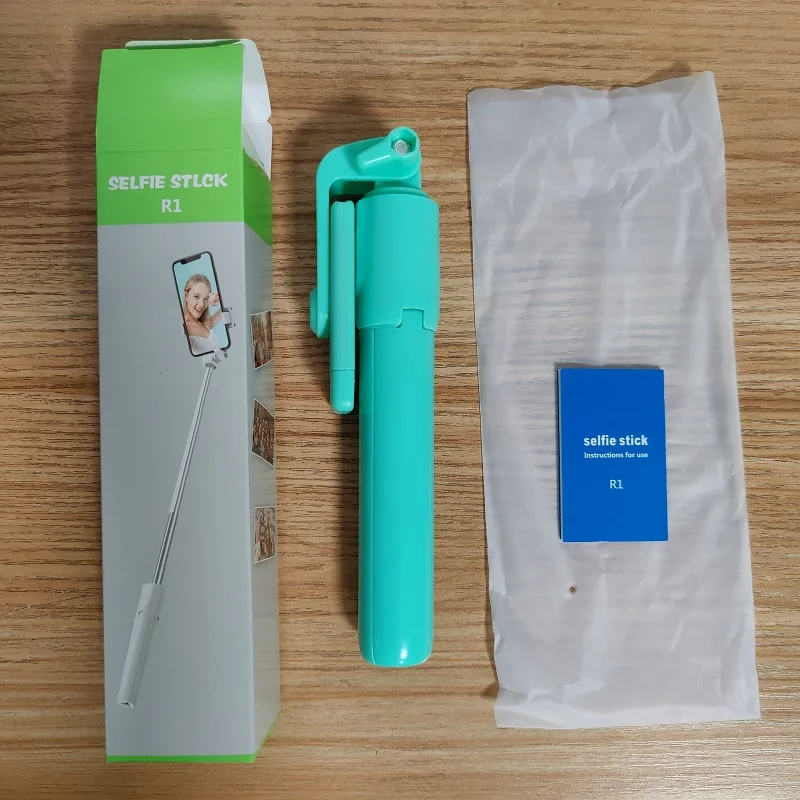 Wholesale R1 67cm Wireless Bt Foldable 360 Rotating Selfstick ...