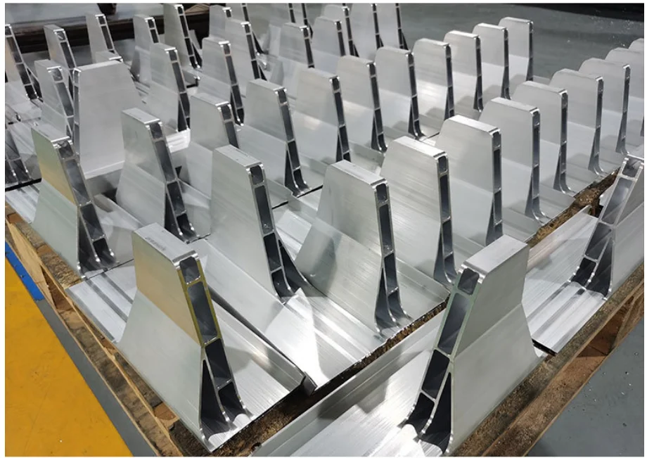 Al6063 Special Alu Extrusion Aluminium Profile Moulding Aluminium Bar ...