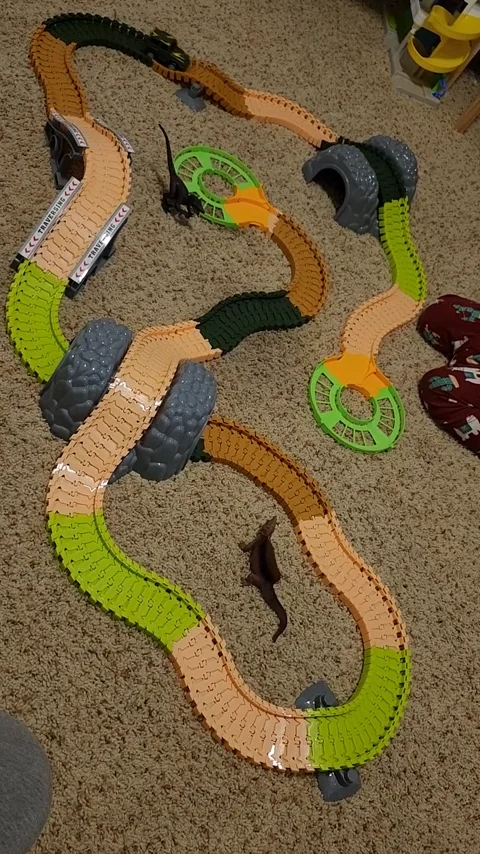 Twisted Flexible Train Track Set Electric Toy Car Realistic Jurassic ...