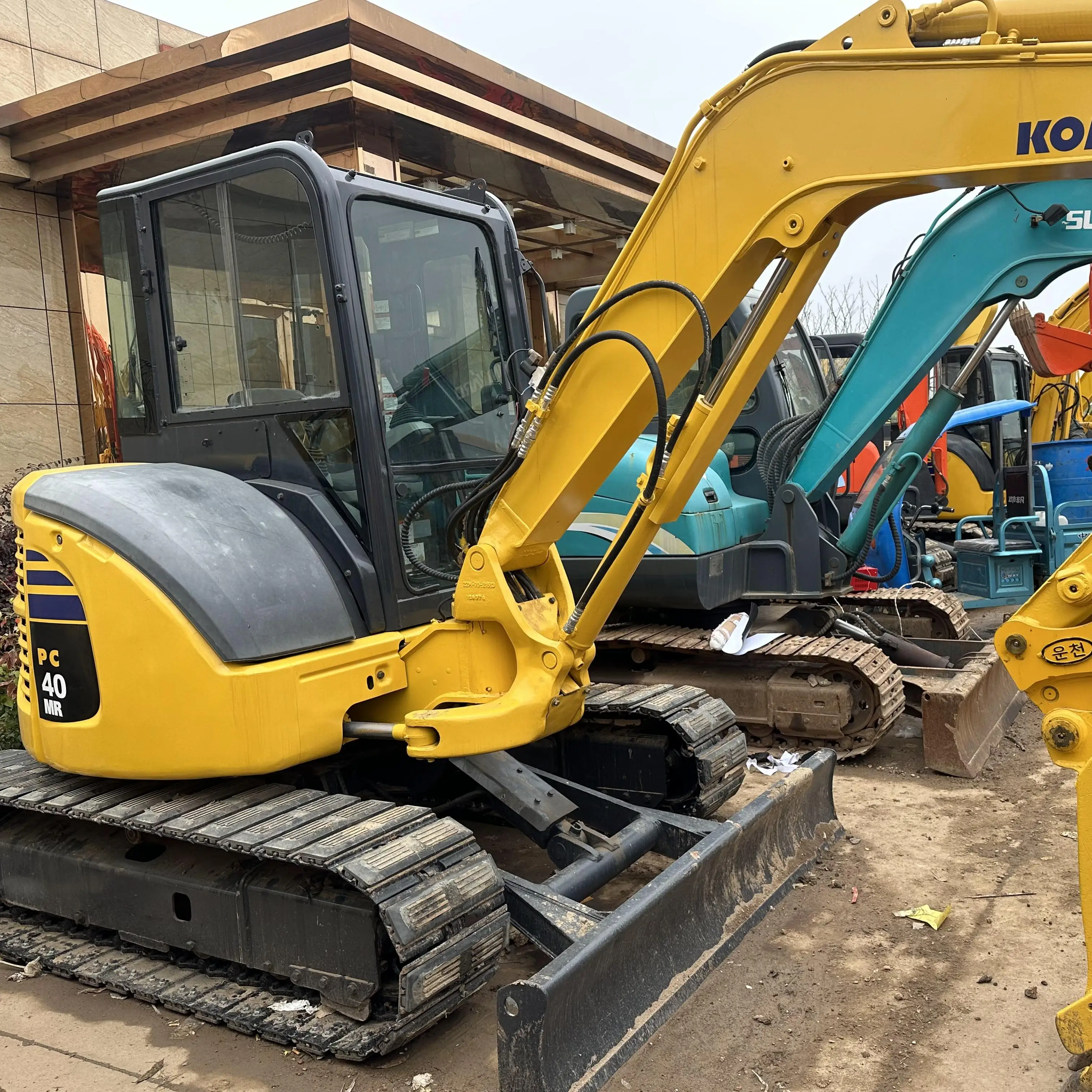 Komatsu PC40 Mini Excavator - High Quality, Low Price