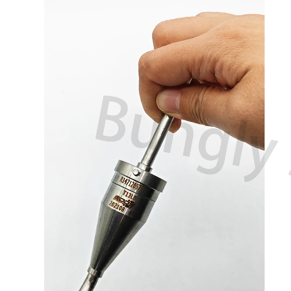 Universal 4936201 Urea injector Q-67693/4999800 C4936201 Urea Pump ...