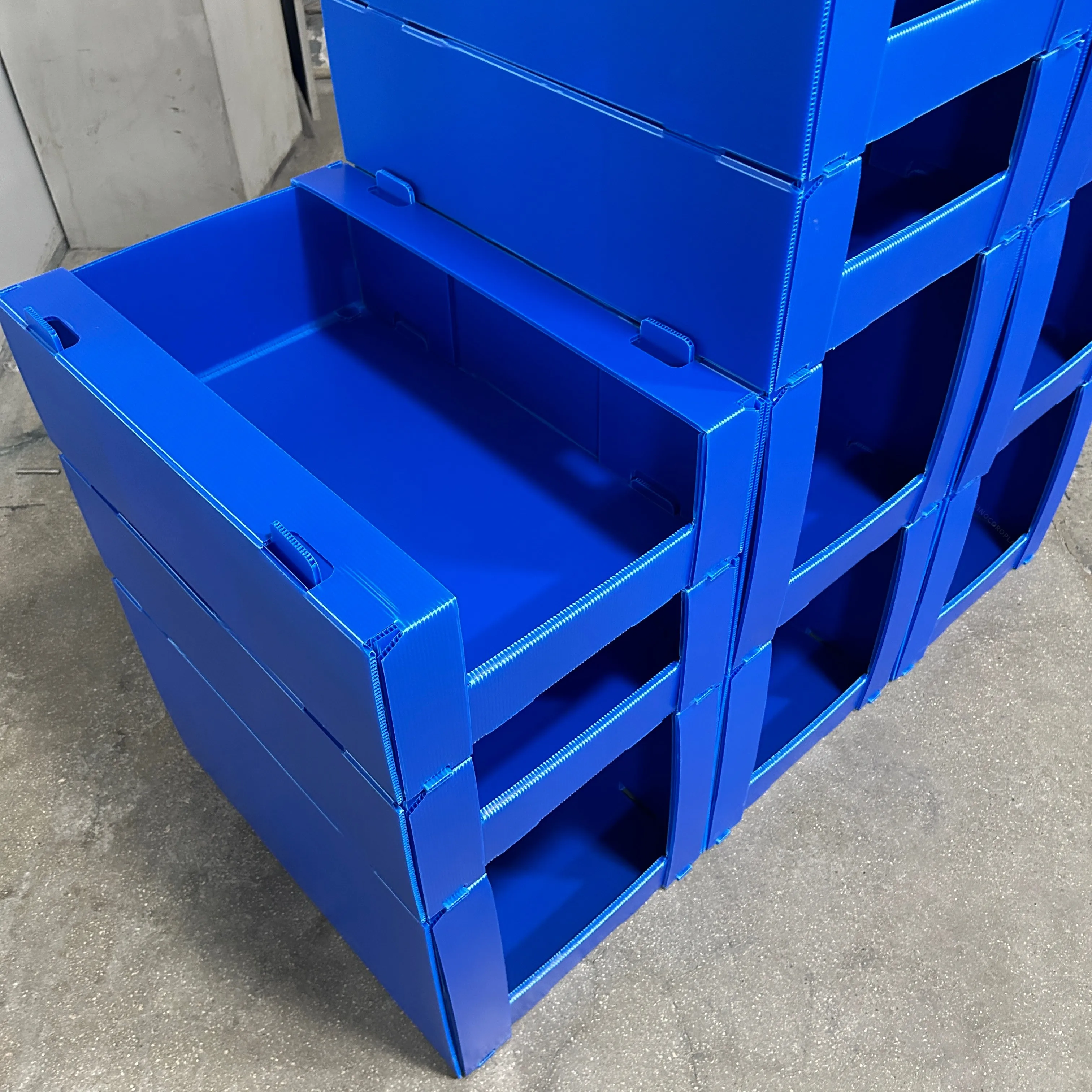 Customized Coroplast Boxes - Stackable Storage Solutions