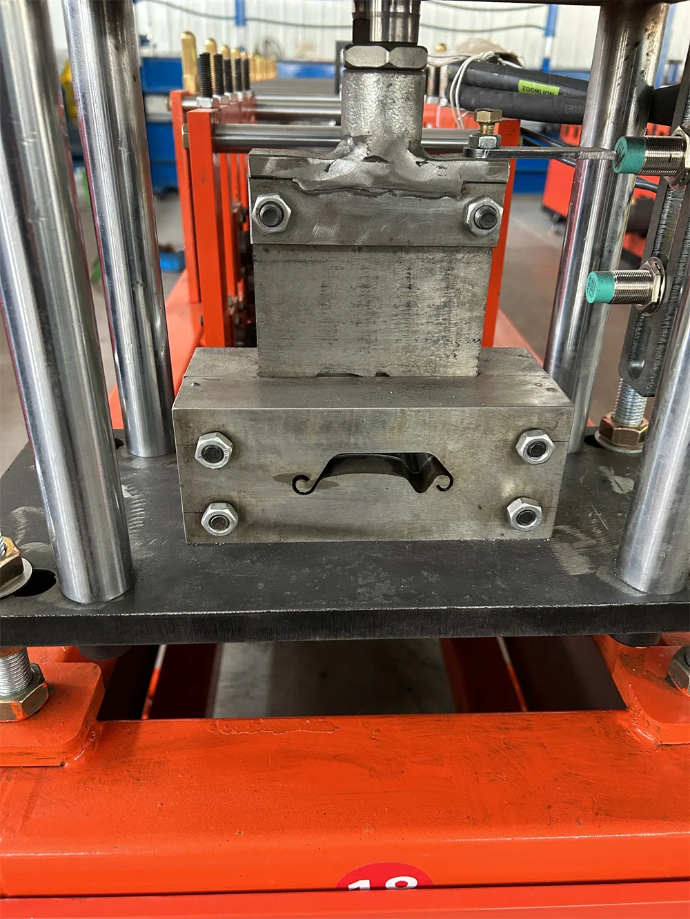 Rolling Steel Roller Shutter Door Slat Forming Machine - Buy Roll ...