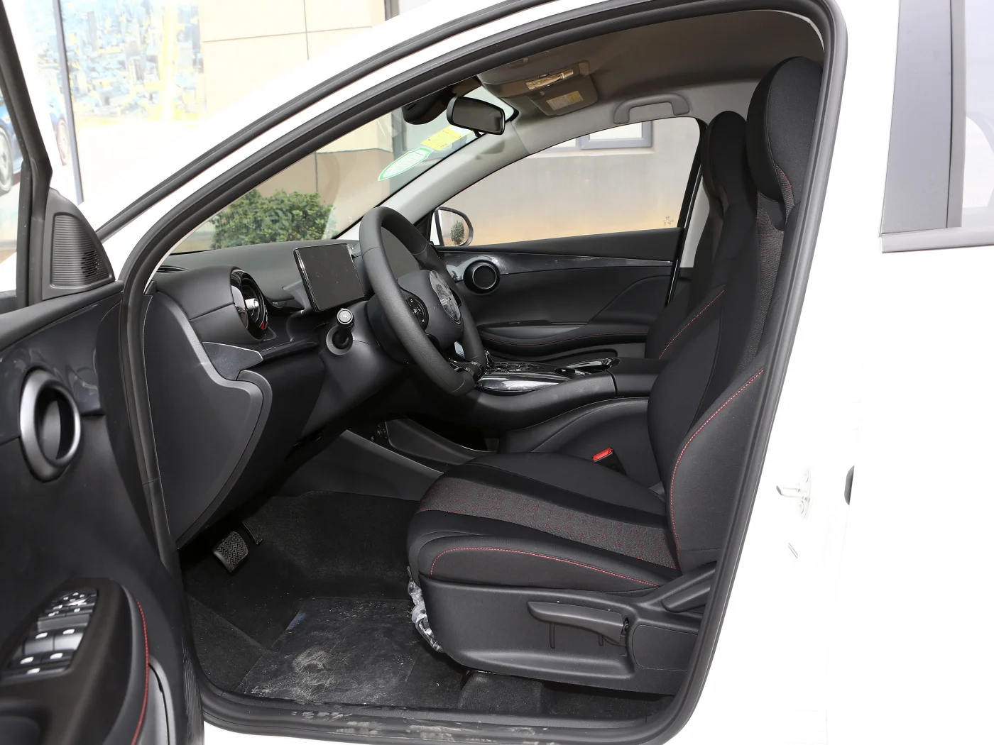 BYD E2 Electric Car - 401km Range, Efficient & Reliable