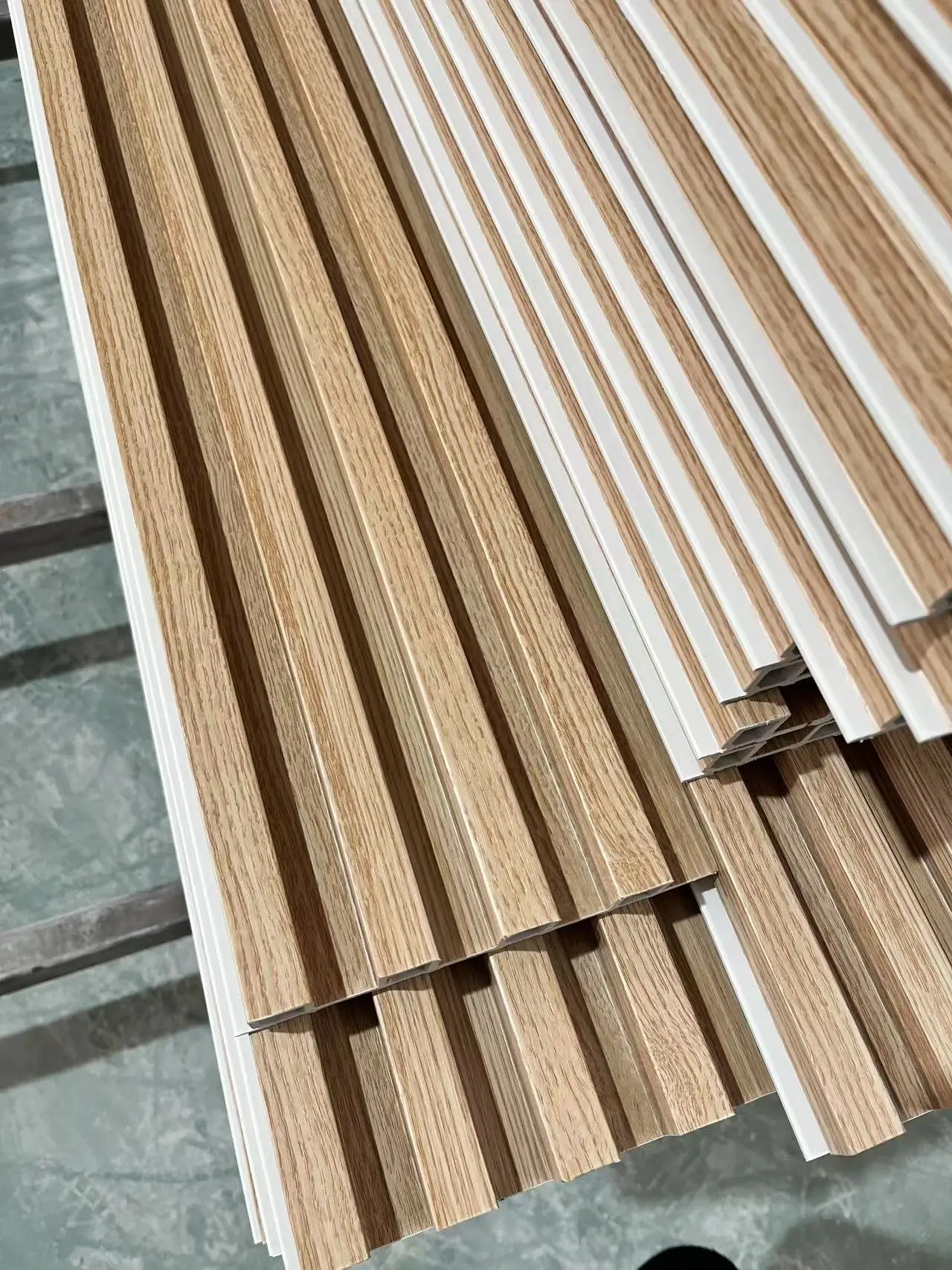 High Quality Wpc Wall Panel Wpc Louvers Interior Wooden Grain Cherry Fluted Wall Panel Wpc ...