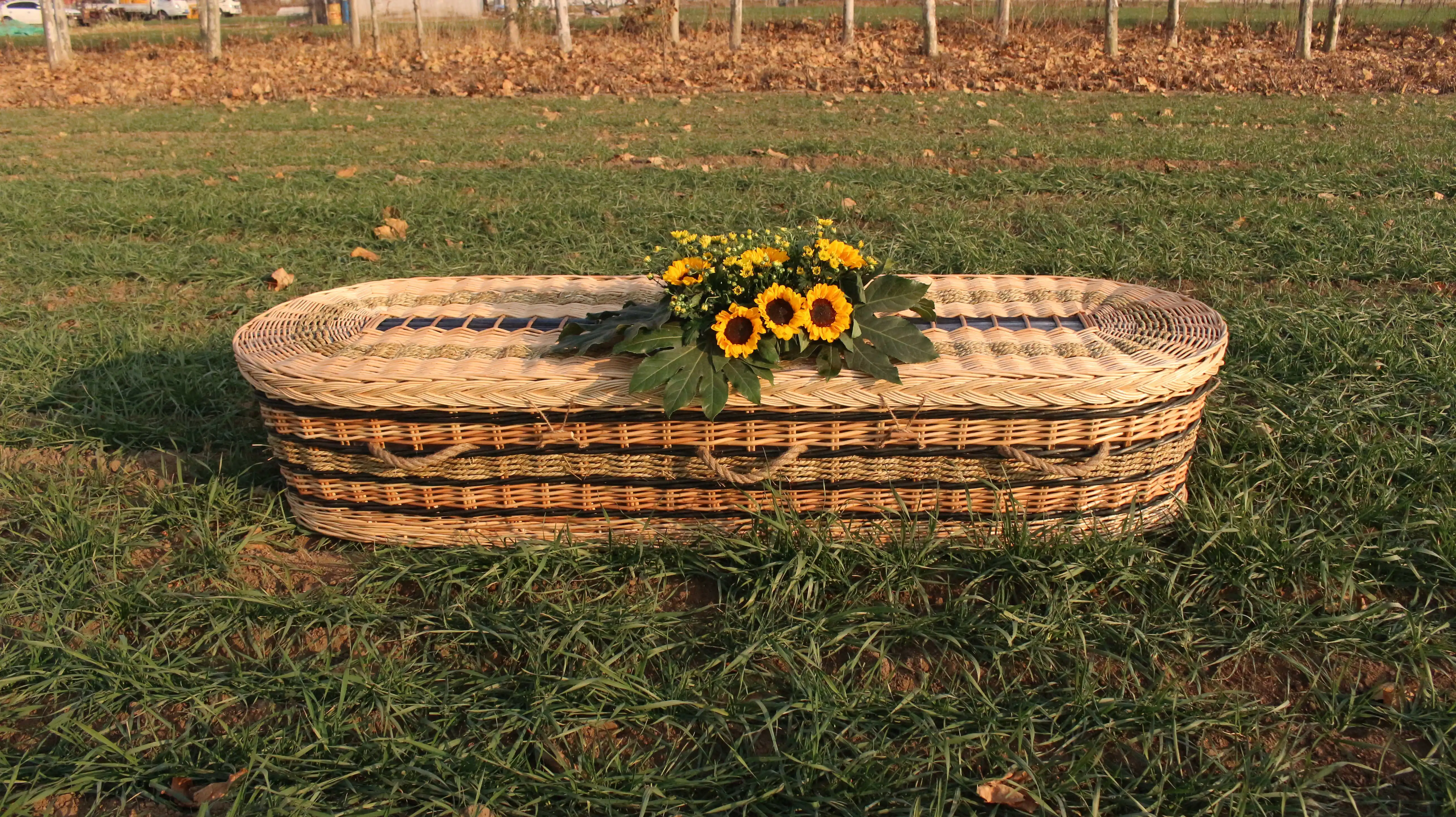 OEM Funeral Coffin Wicker Casket Biodegradation Willow Coffin for Sale ...