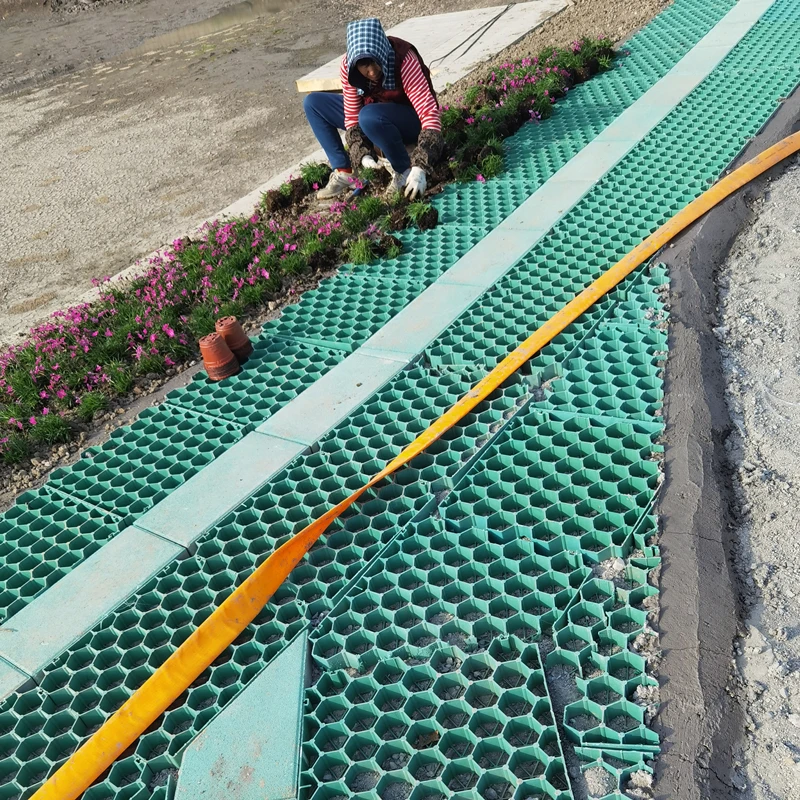 HDPE Plastic Pavers - Durable Gravel Stabilizer Grids