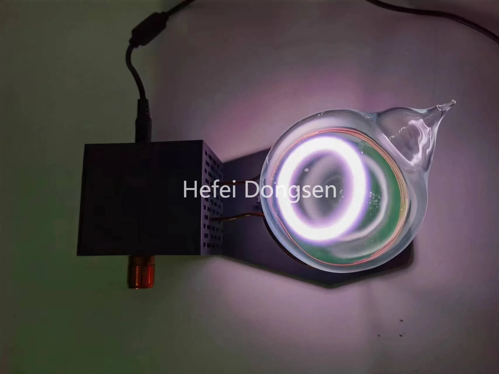 Floating Plasma Circles - Plasma Ball & Plasma Light