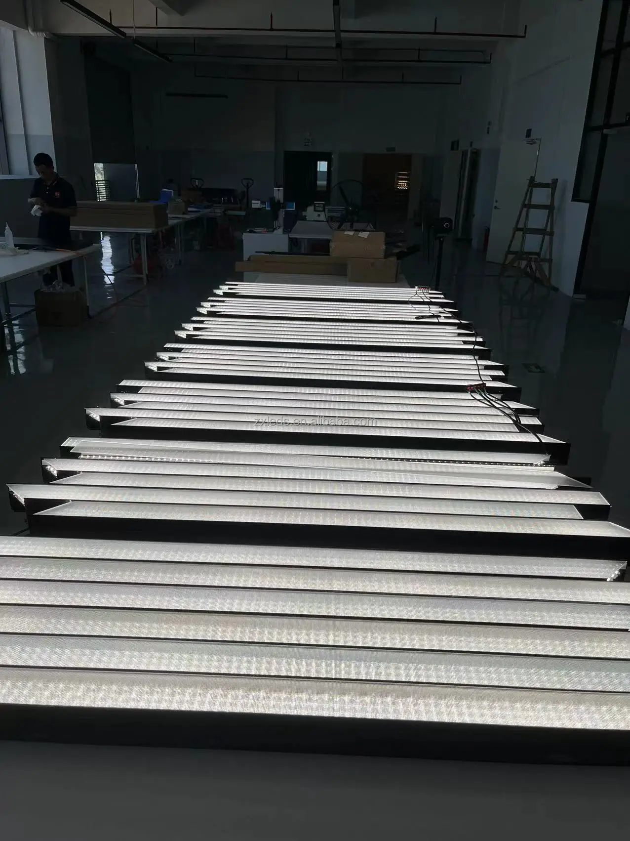 Energy-saving Led Linear Light With Aluminum Frame Office Surface ...