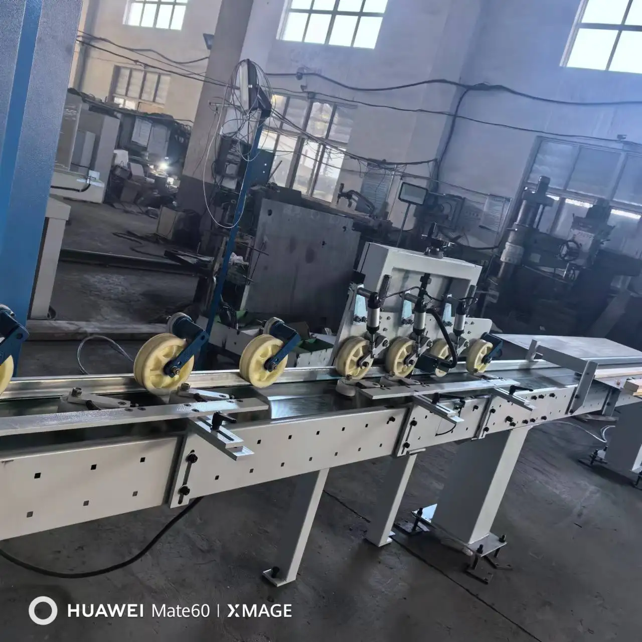 CNC Scanning Wood Remove Defect Cross Cutting Saw Optimization Machine