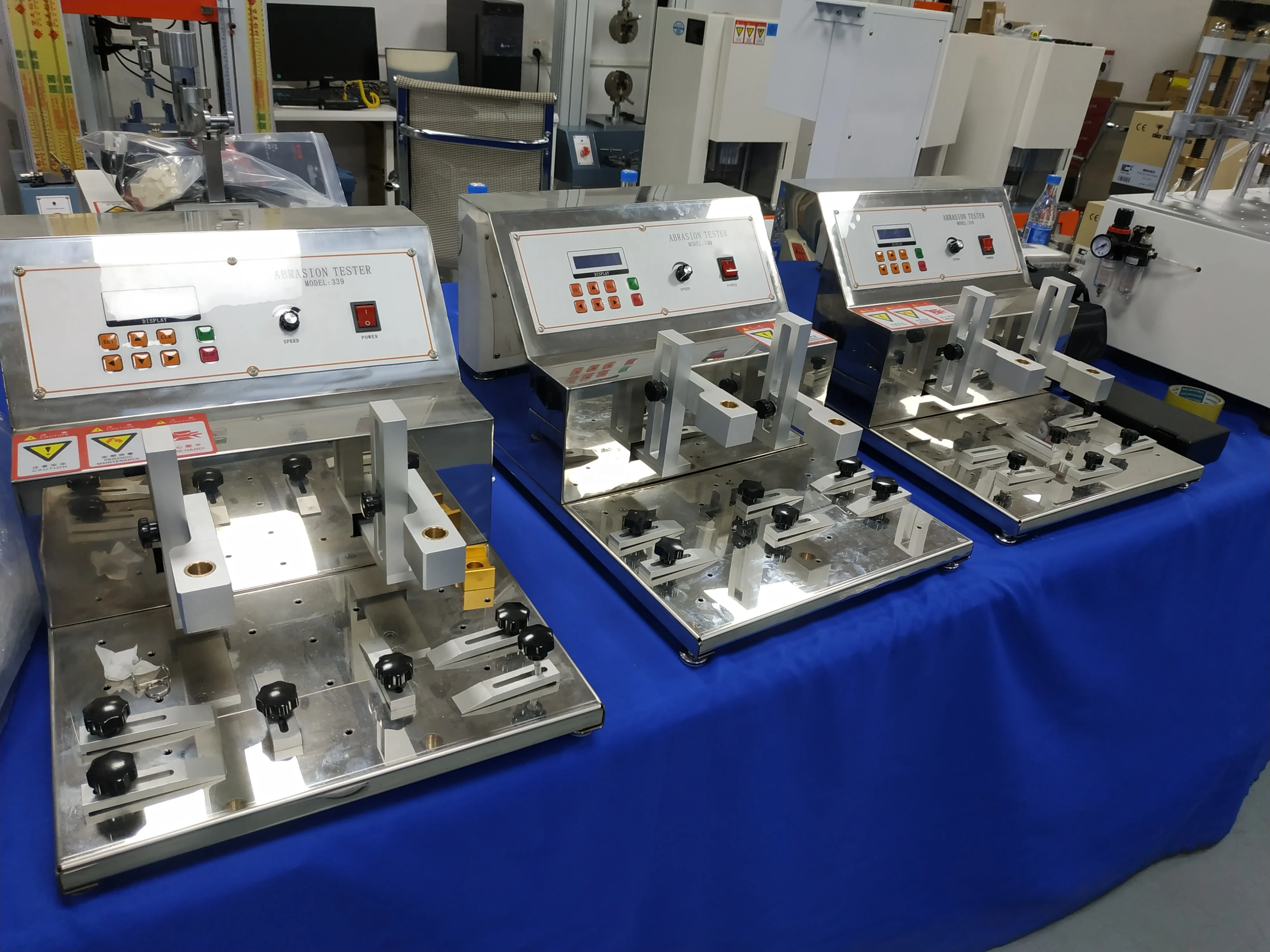 消耗品試験機 Eraser Abrasion Testing Machine - ステンレス製、調整可能摩擦カウンター