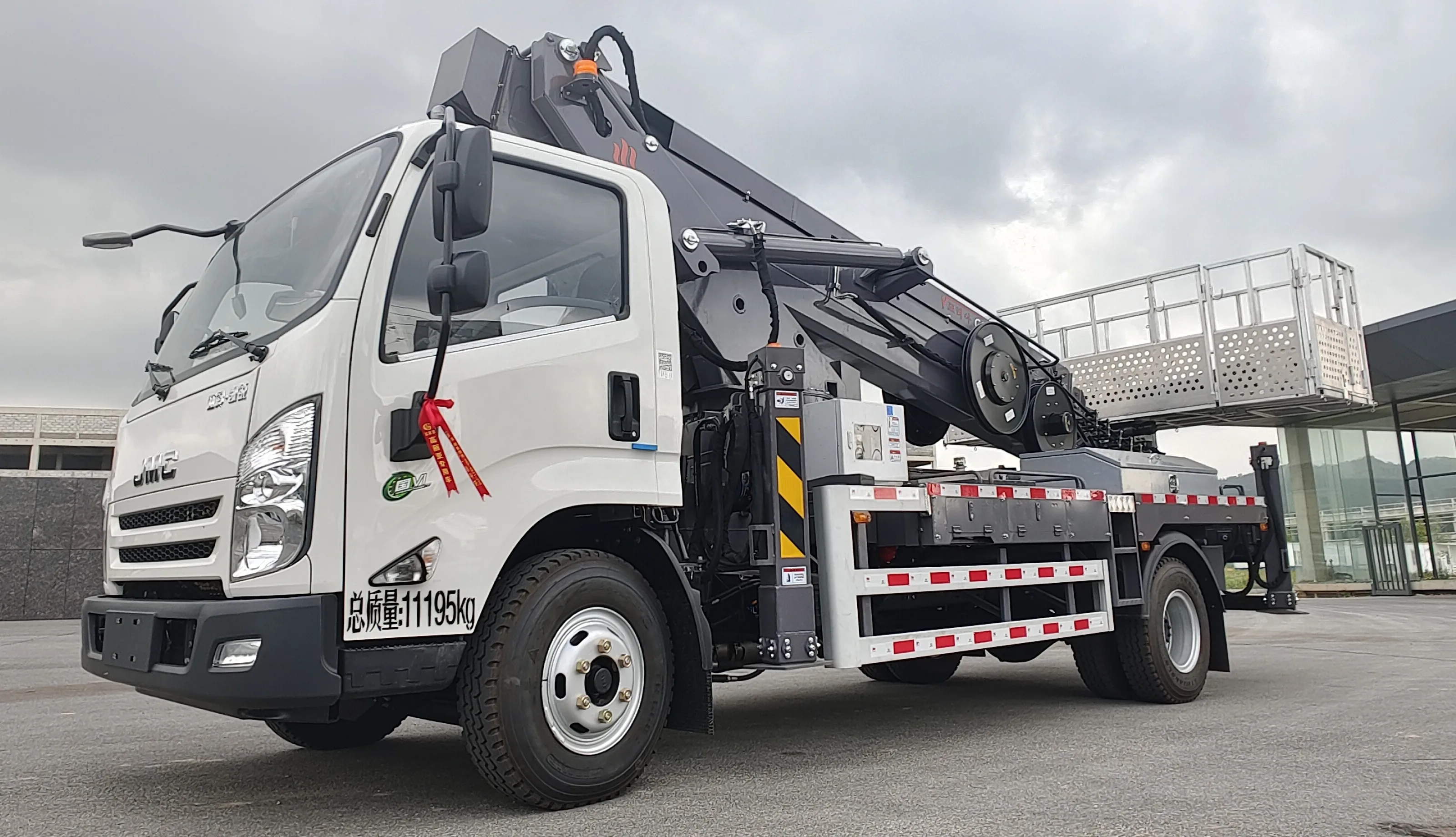 Truck Lift Platform Construction Using Loading Unloading High-altitude ...