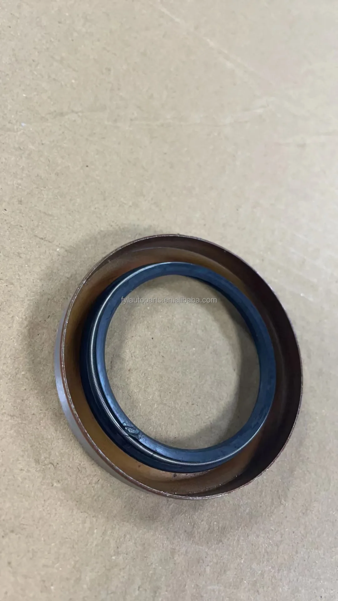 Auto Parts Rear Axle Oil Seal 90310-t0006 90310t0006 For Fortuner ...