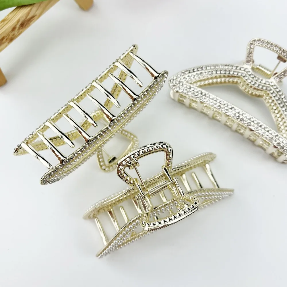 Rhinestone Metal Hair Claw Clip - Delicate Crystal Glitter