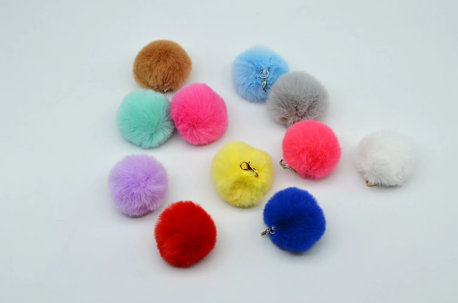 5cm Wholesale Fluffy Cute Luxury Plush Pom Pom Crayfish Clasp Keychain ...