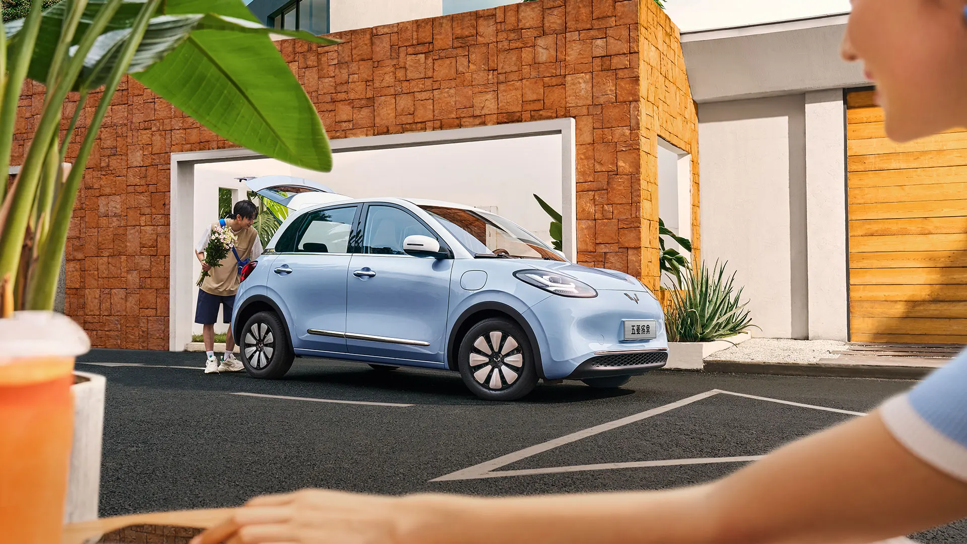 In Store 2024 New Wuling Bingo 410km Small Energy Vehicles Pure Cars ...