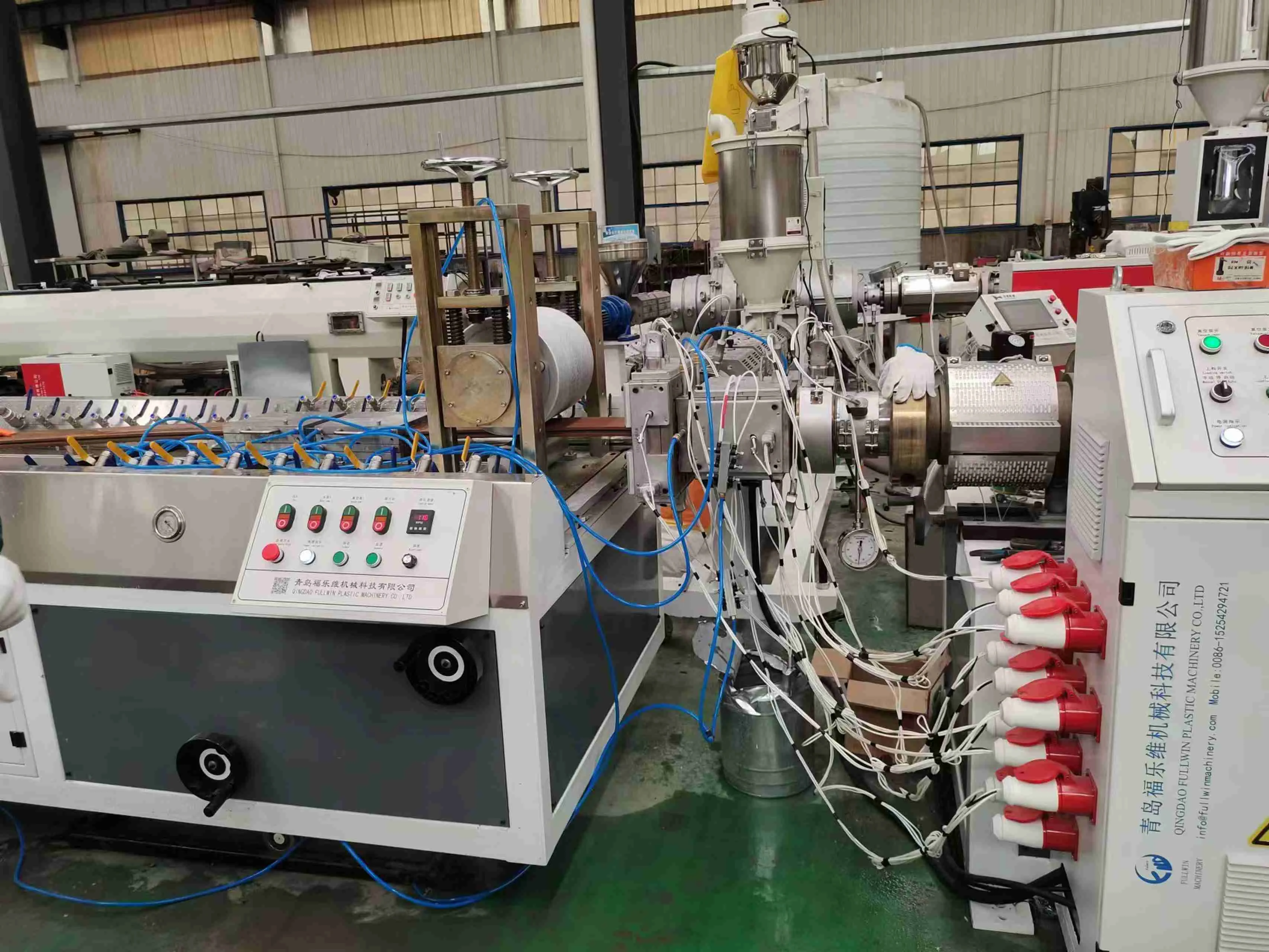 Decorative Wpc Floor Board Profile Extruder Machine Wpc Furniture Board ...