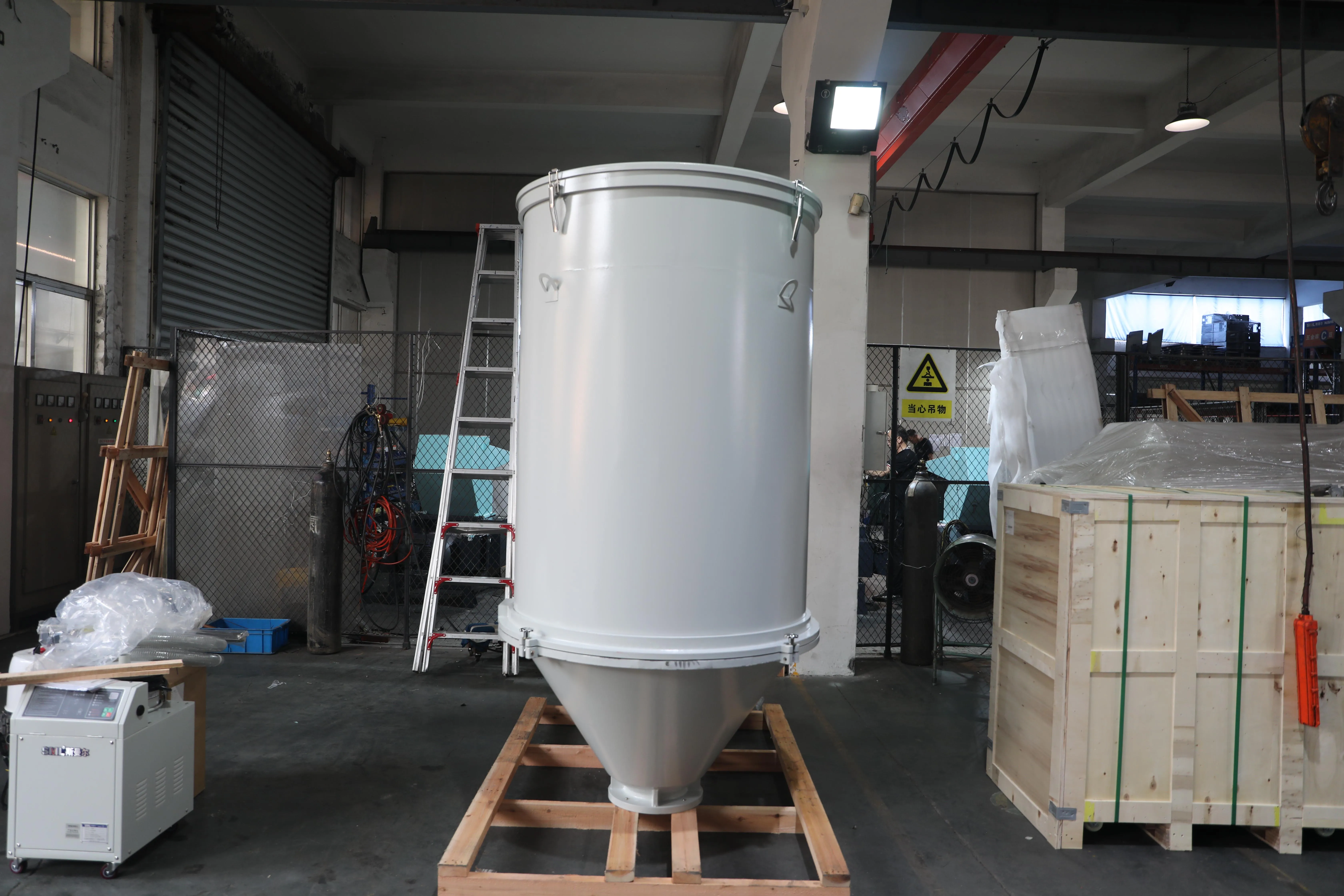 Economical Plastic Granules Raw Material Hopper Dryer Machine For ...