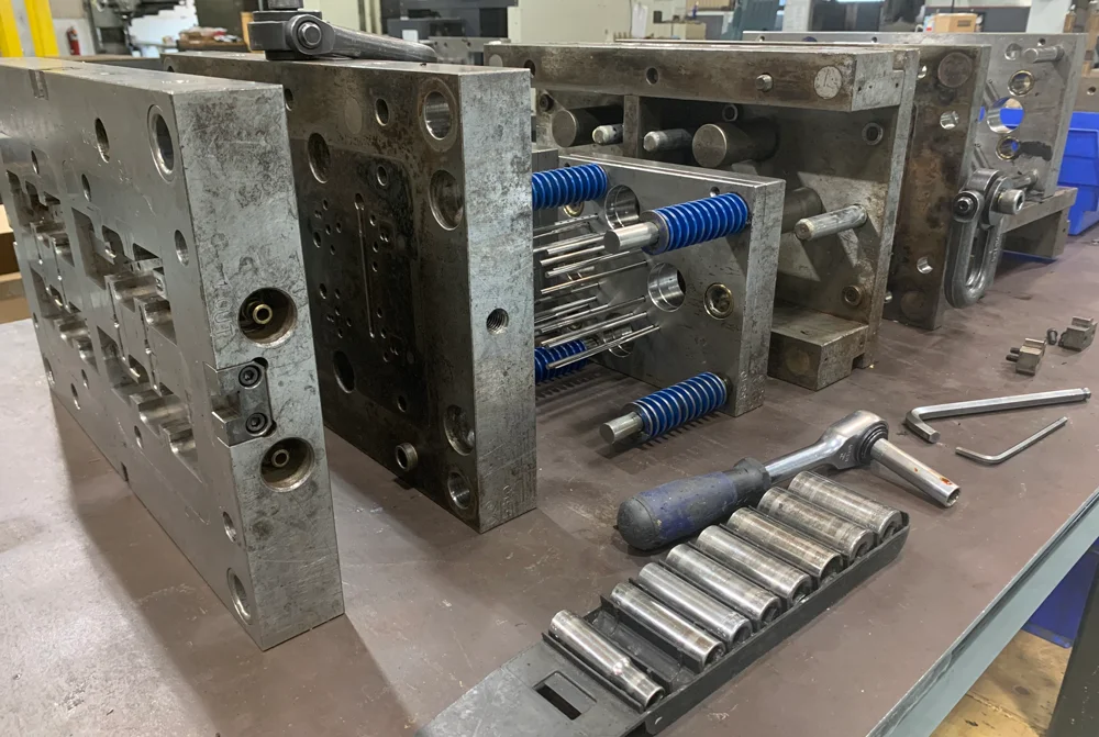 Tpe Overmolding Pc Transparent 2k Double Color Injection Mold Double ...