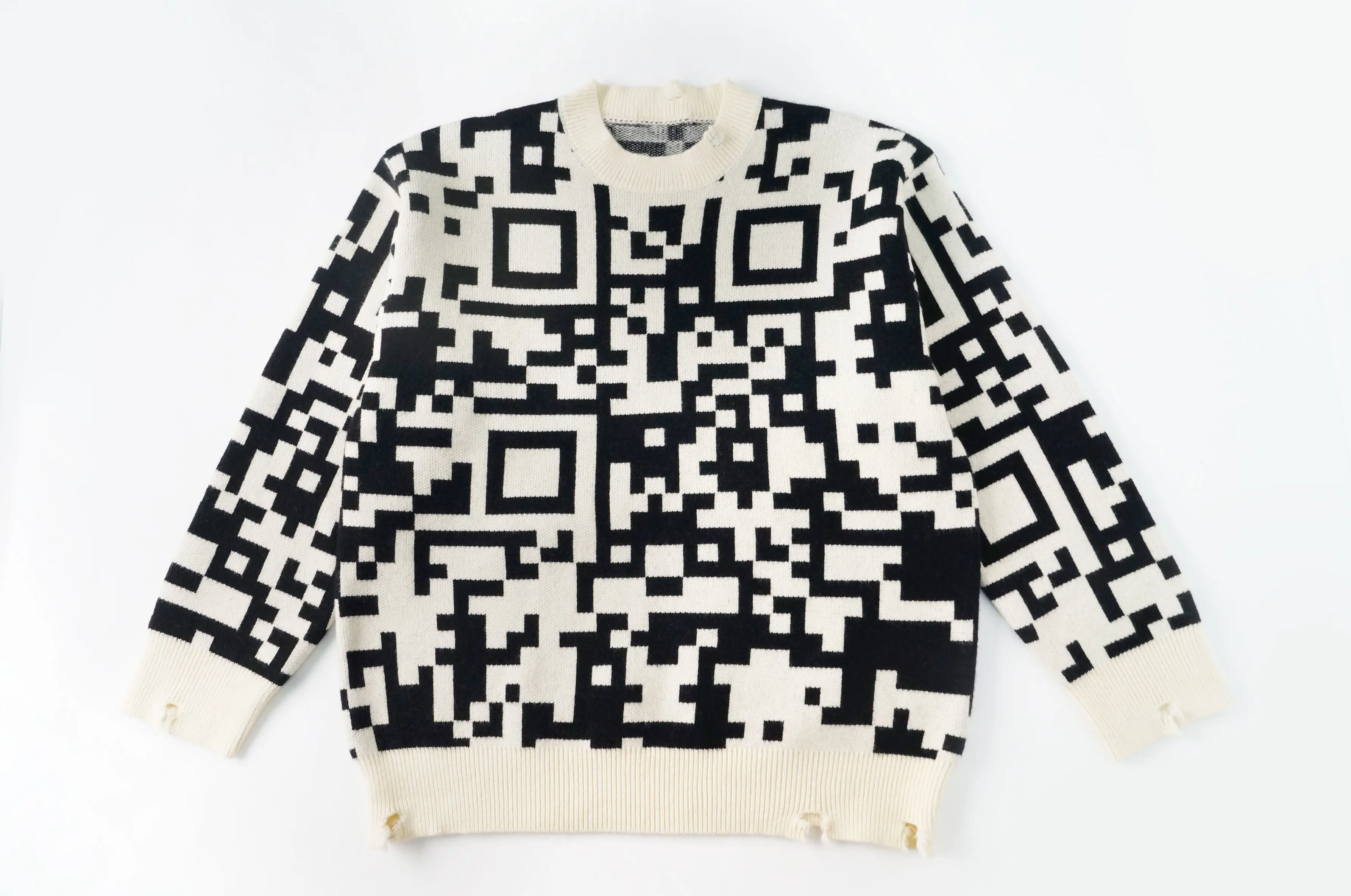 Men's QR Code Sweater Loose Fashion Black and White Color Scheme ...