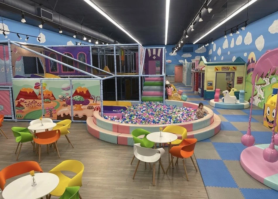Candy Angel Candy Land - Indoor Playground with Cosplay Houses