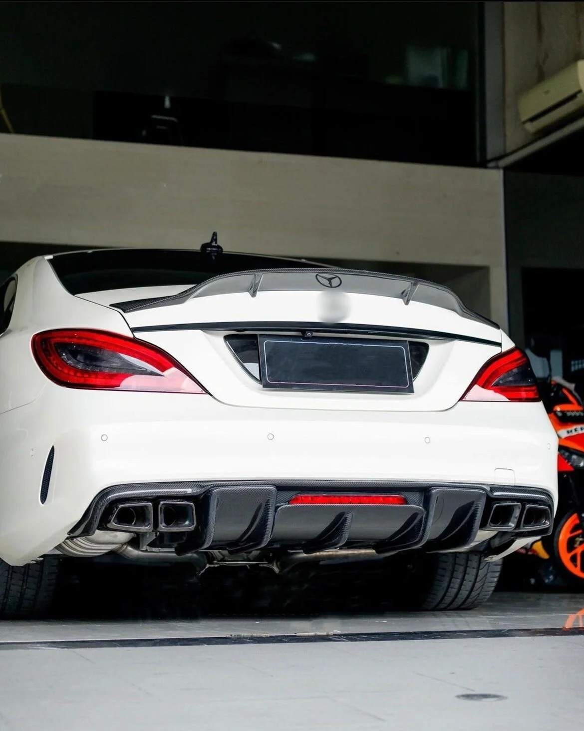 R Style Carbon Fiber Rear Bumper Lip For Mercedes W218 Cls Class Carbon ...