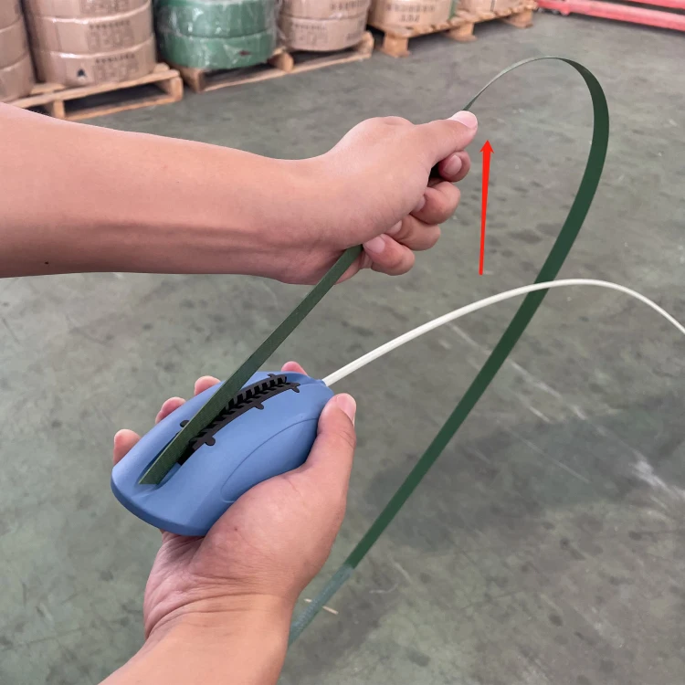 Pallet PP PET Strapping Threading Tool - Easy Operation