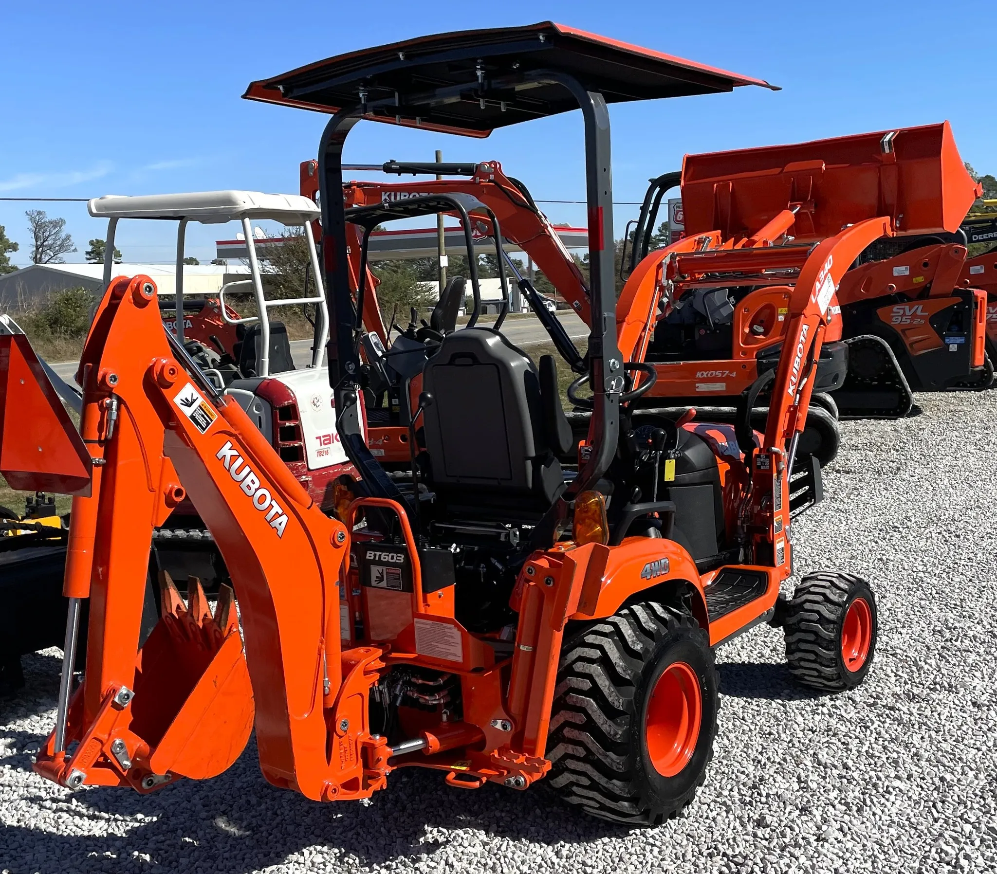 Hot selling KUBOTA M62 TLB front loader and BACKHOE attached complete ...