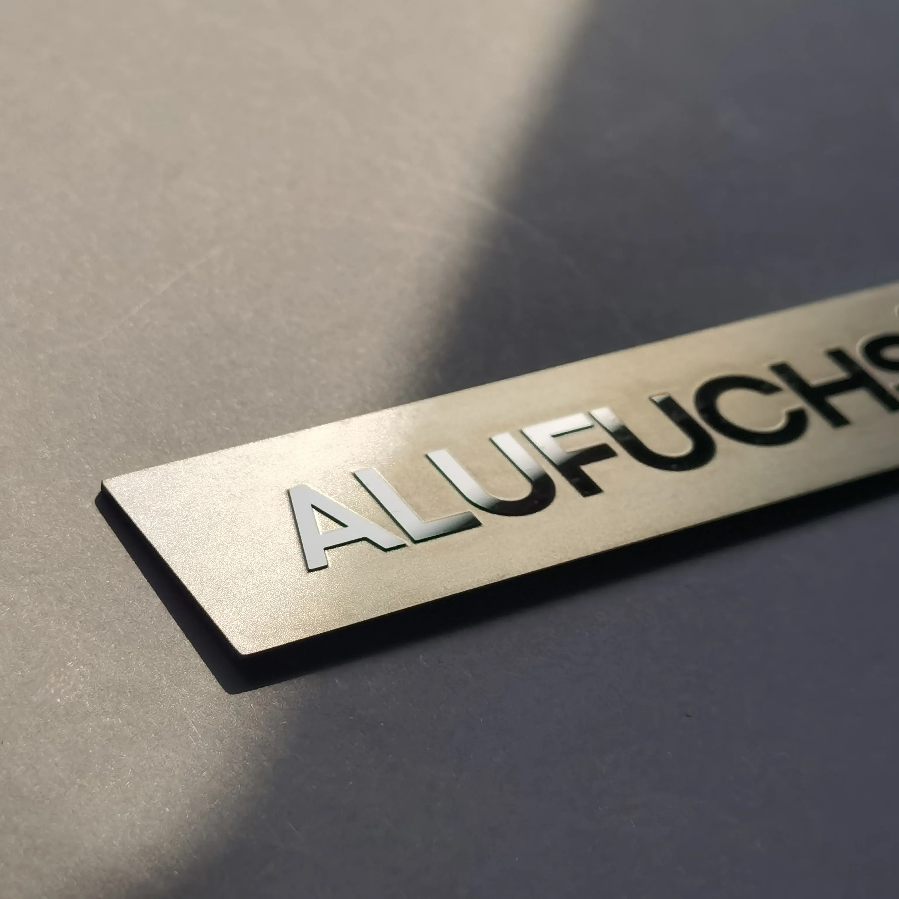 Custom Raised Logo Engraved Etching Stainless Steel Nameplate Mirror ...