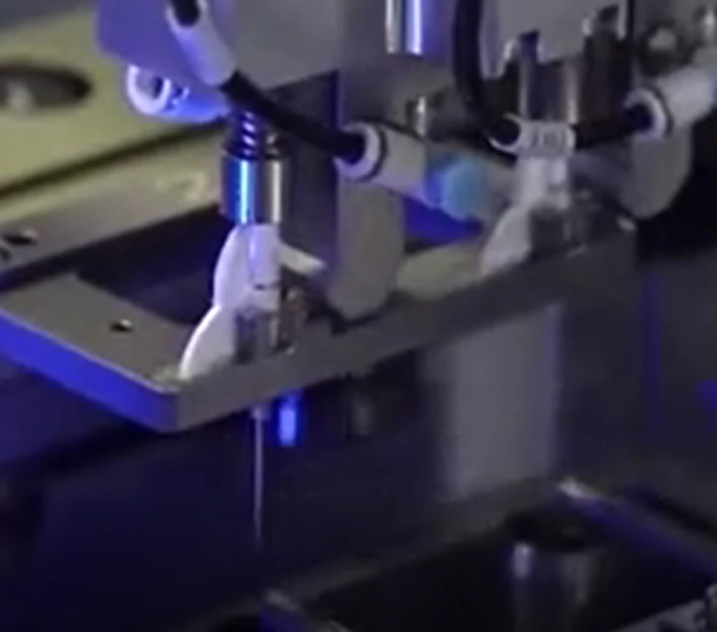 Factory Manufacturing IV Catheter Assembly Equipment Production Line