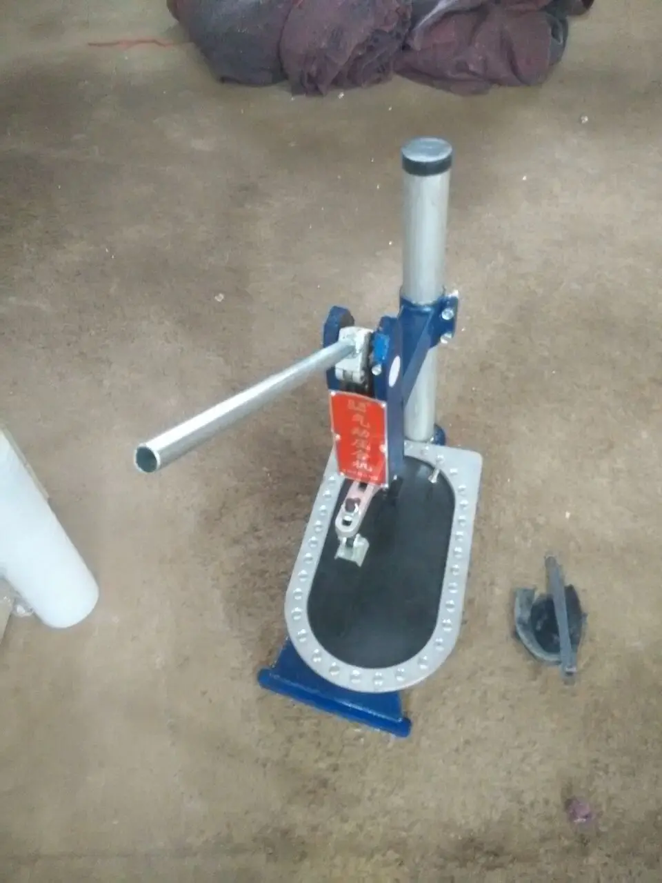 Manual Shoe Soles Pressing Machine - GSB-1 Model