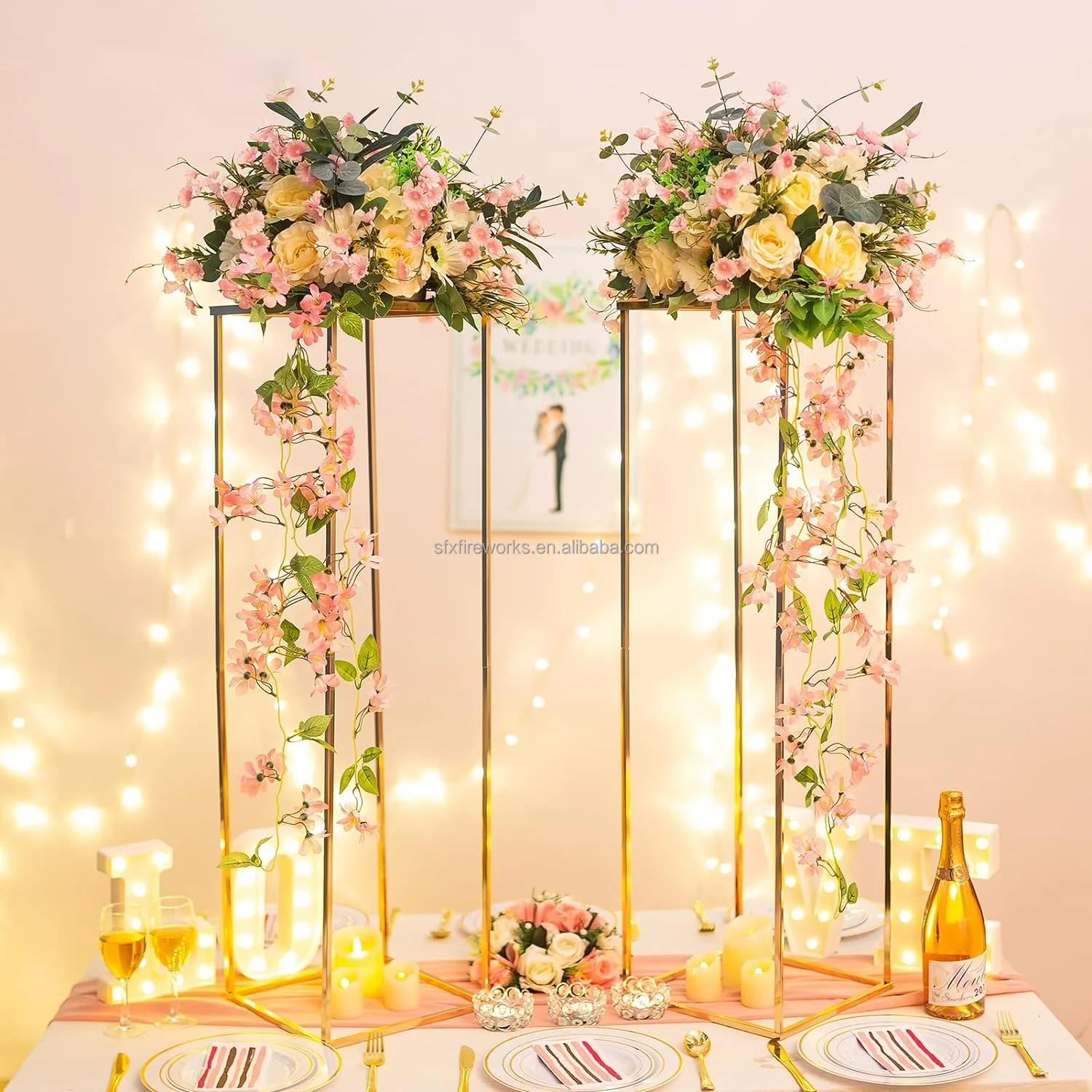 Home Centerpiece Column Geometric Tall Metal & Iron Gold Adjustable ...