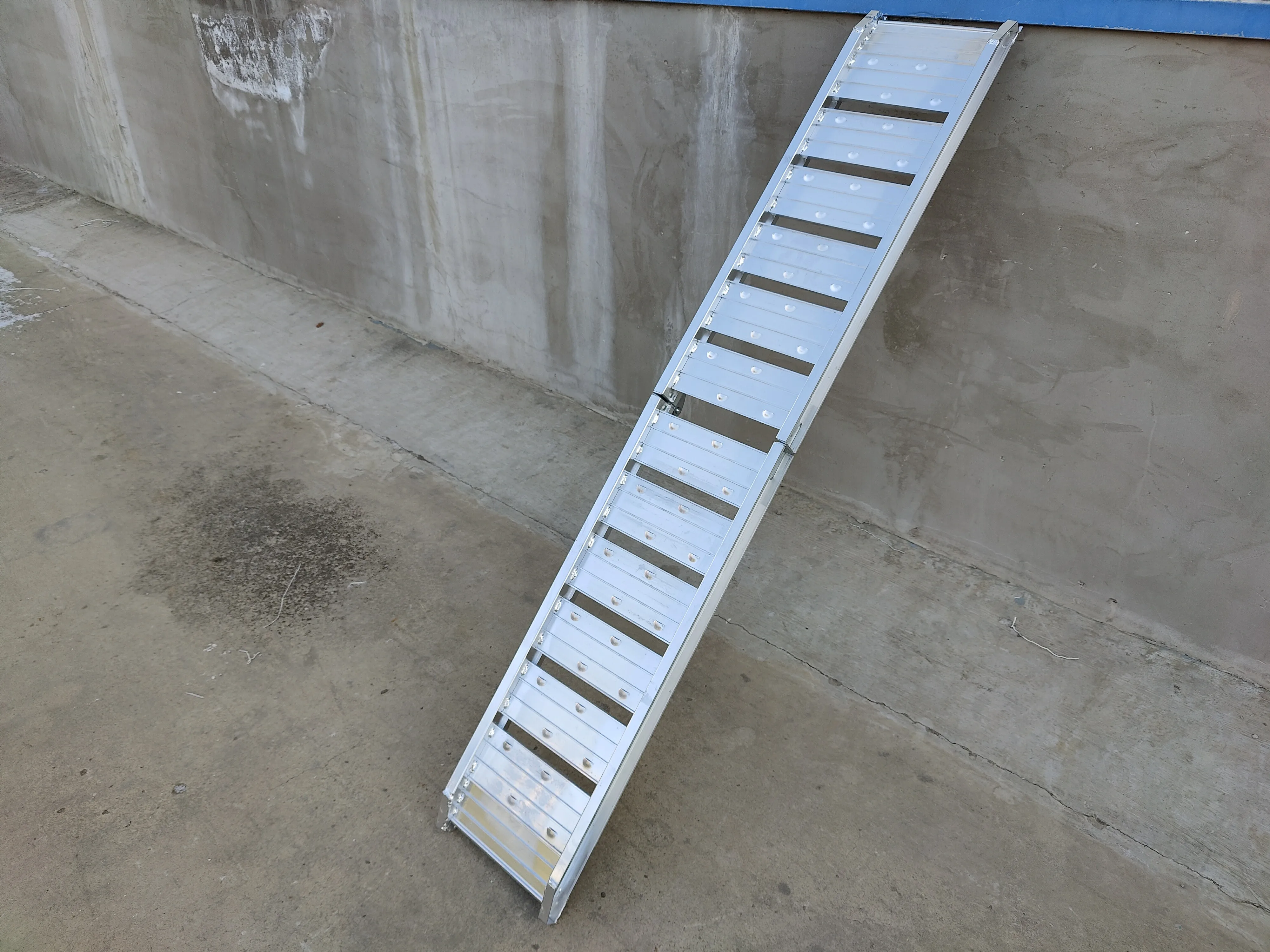 Folding Aluminum Motorcycle Loading Ramp Motorcycle Aluminum Ramp Alloy ...