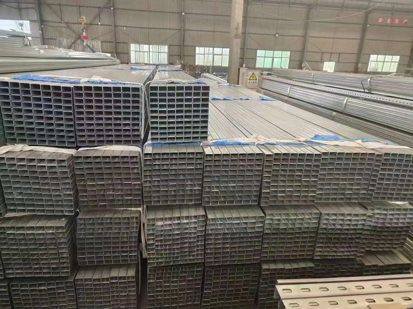Galvanized Steel Rectangular Pipe Hot Dip Galvanized Steel Pipe Price ...