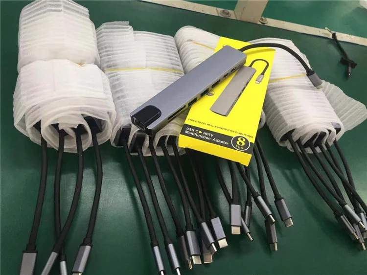 SIDAWOO 8 in 1 USB Type C Hub - Versatile Adapter for Laptops