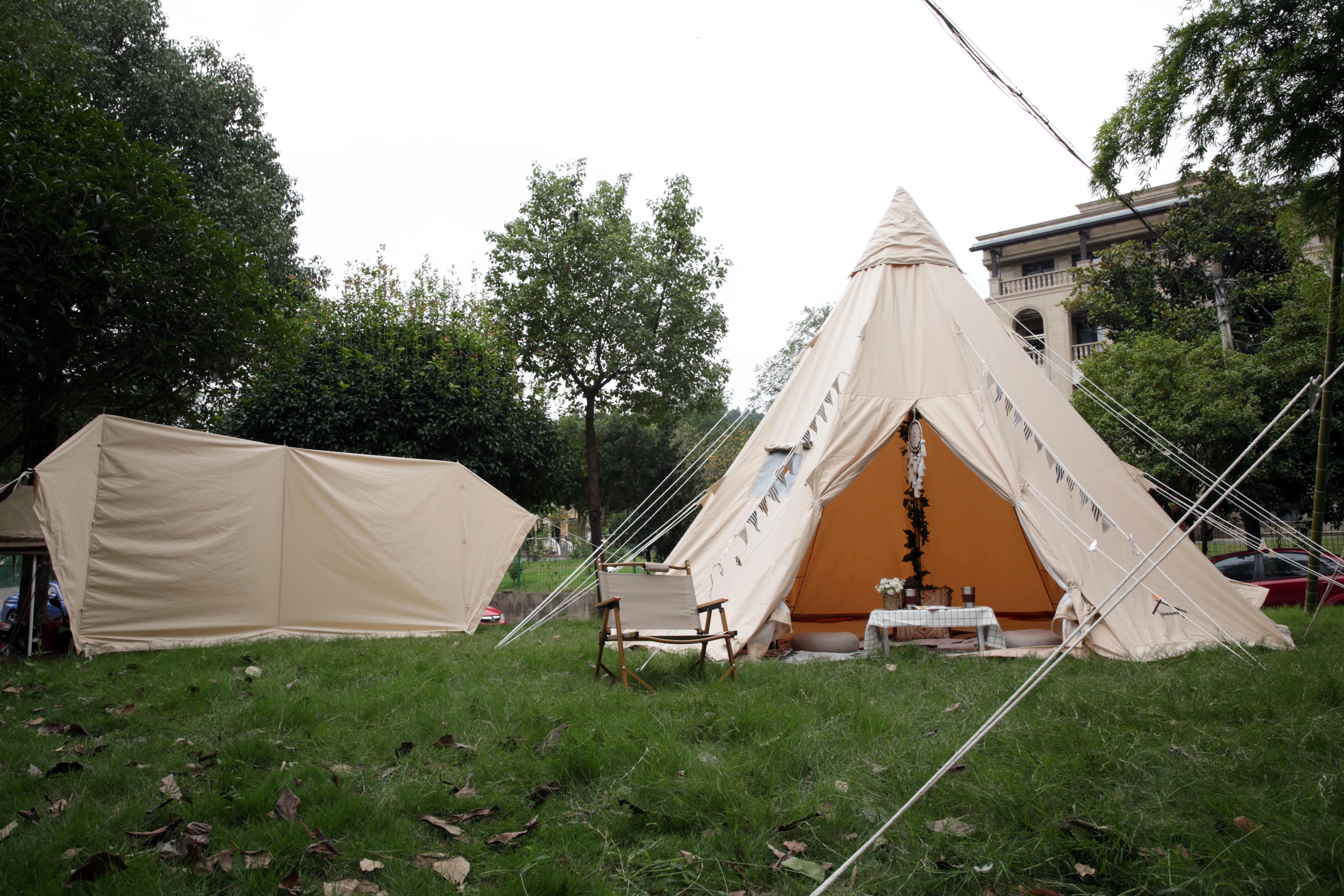 New Design Canvas Pyramid Tent Outdoor Camping Tipi Tent Big Teepee ...