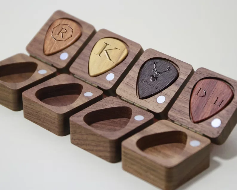 Custom Logo Wood Storage Box for Guitar Plectrum Organizer
