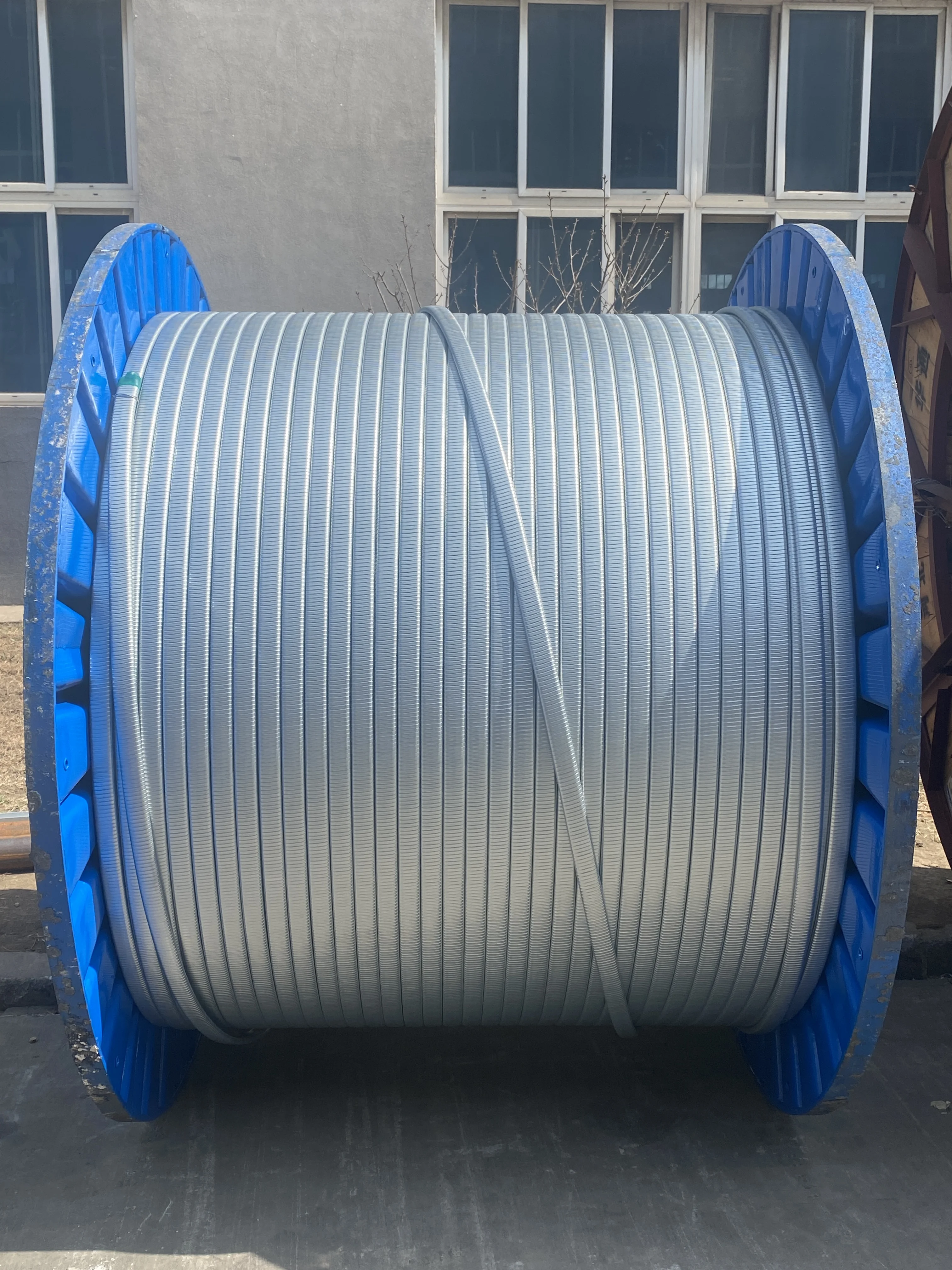 Esp Cable Submersible Oil Pump Cable Epdm Lead Sheath Galvanised Steel ...