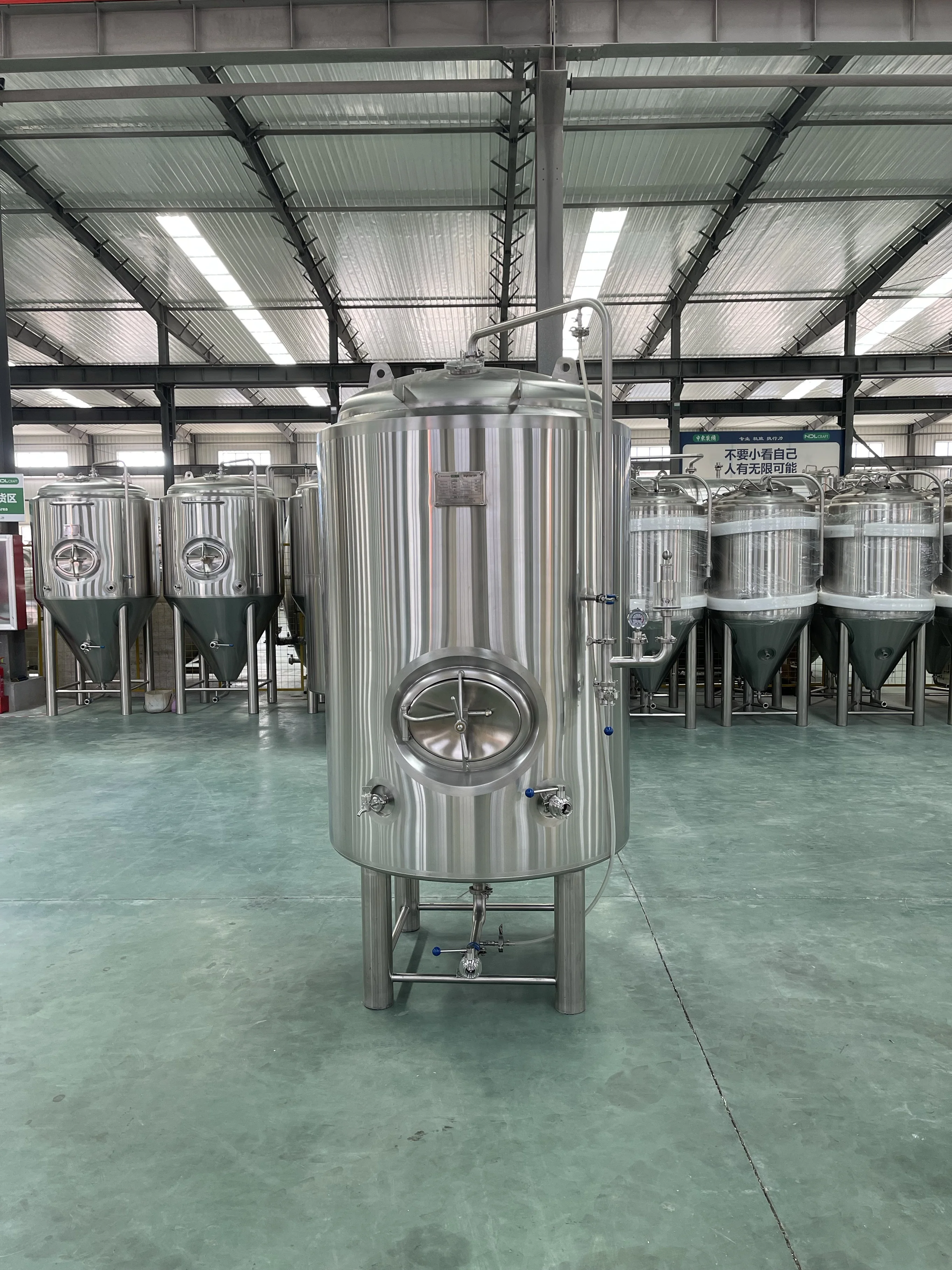 수제맥주 공장 맥주 양조장 양조설비의 제작 공급 및 설치 100l 200l 300l 500l 1000l 당화장비 - Buy 수제맥주 공장,맥주당화장비,맥주 양조설비 ...