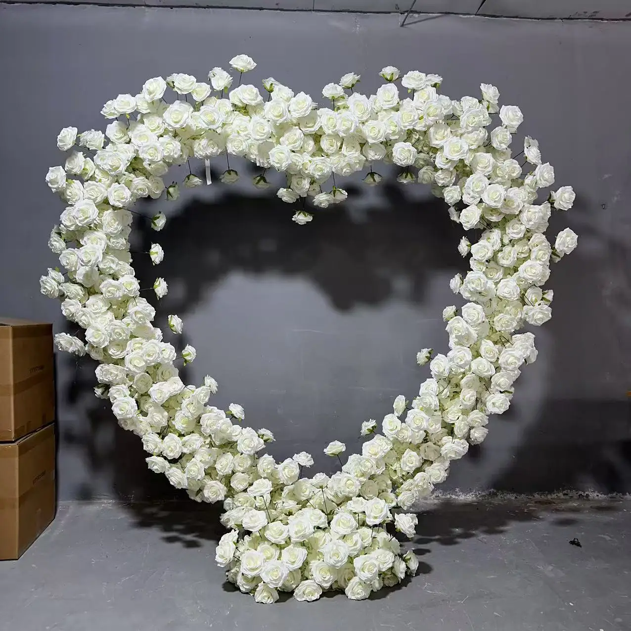 T-HFA020 Artificial heart arch with flowers pink love heart shaped arch ...