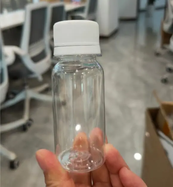 Light Bulb Shaped Plastic Cups with Straw Lids for Parties - Fillable ...