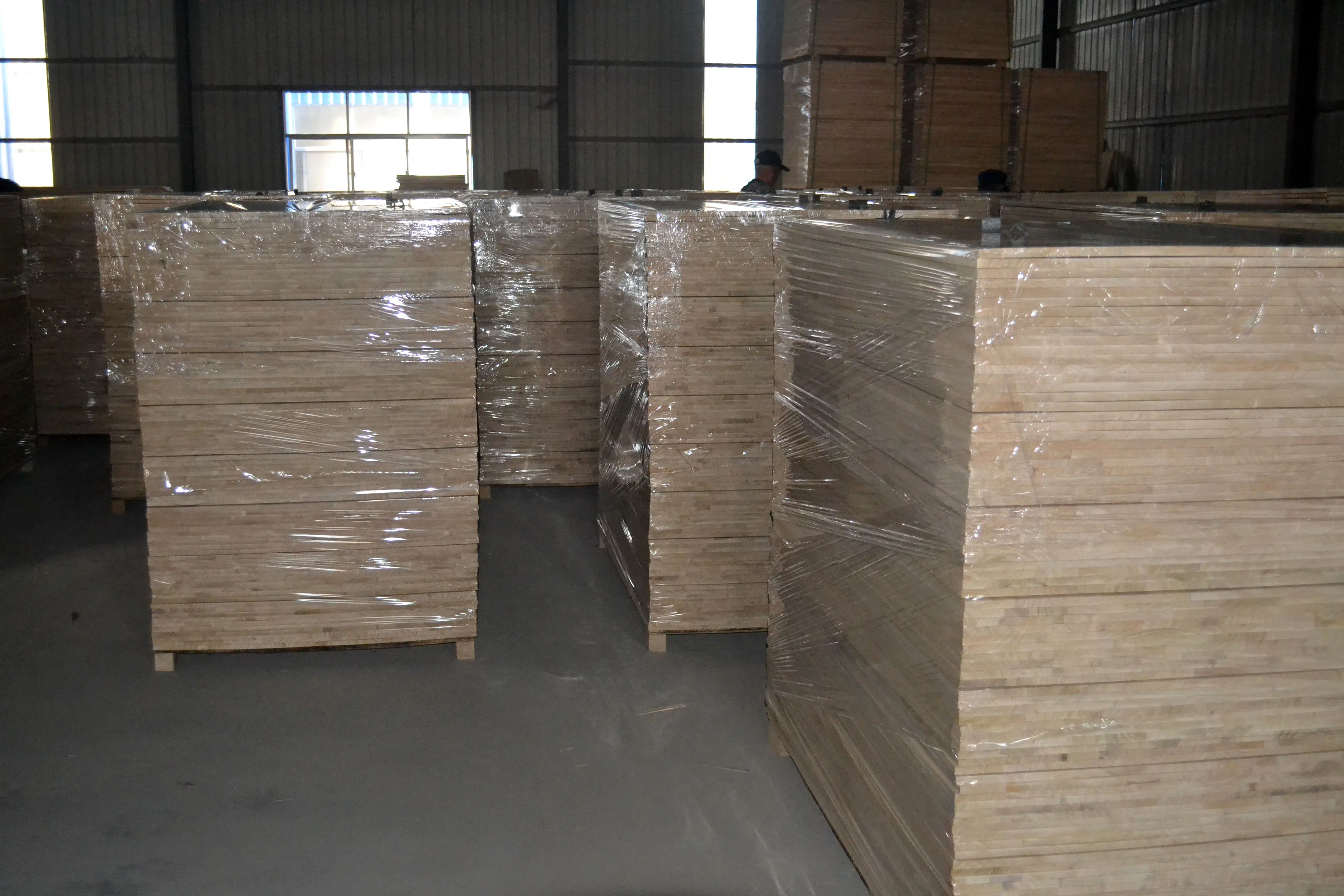 White Primed Finger Joint Pine Baseboard Wood Trim 5180 Mouldings For ...