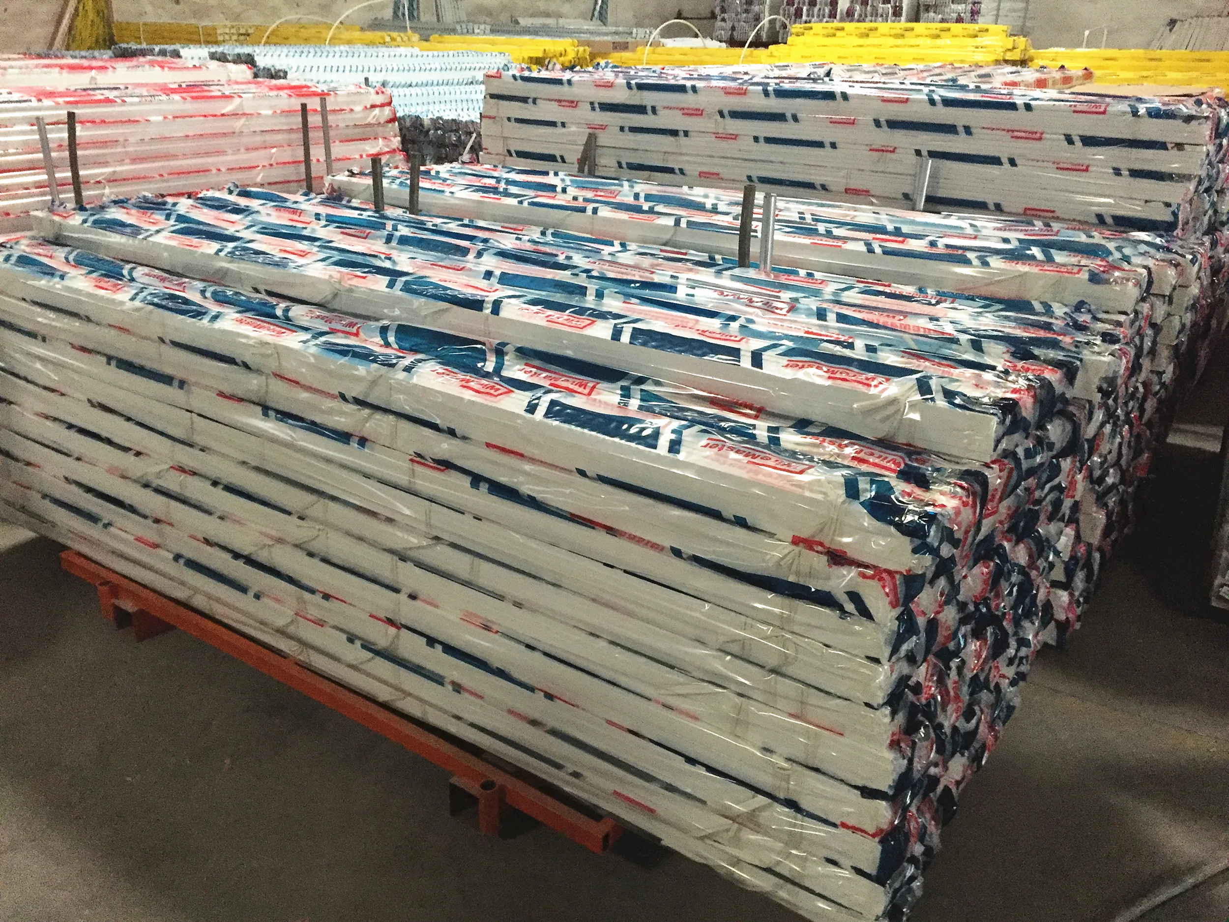 Plastic Electrical Cable Wiring Duct Pvc Perimeter Trunking 3 ...